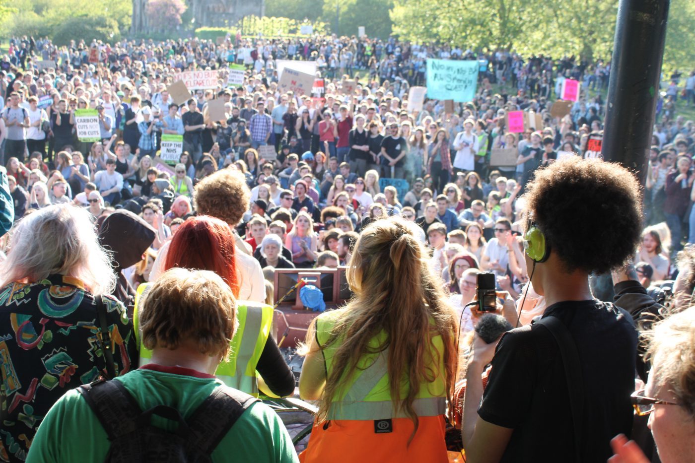 "An Illegitimate goverment with scary policies": Thousands of ...